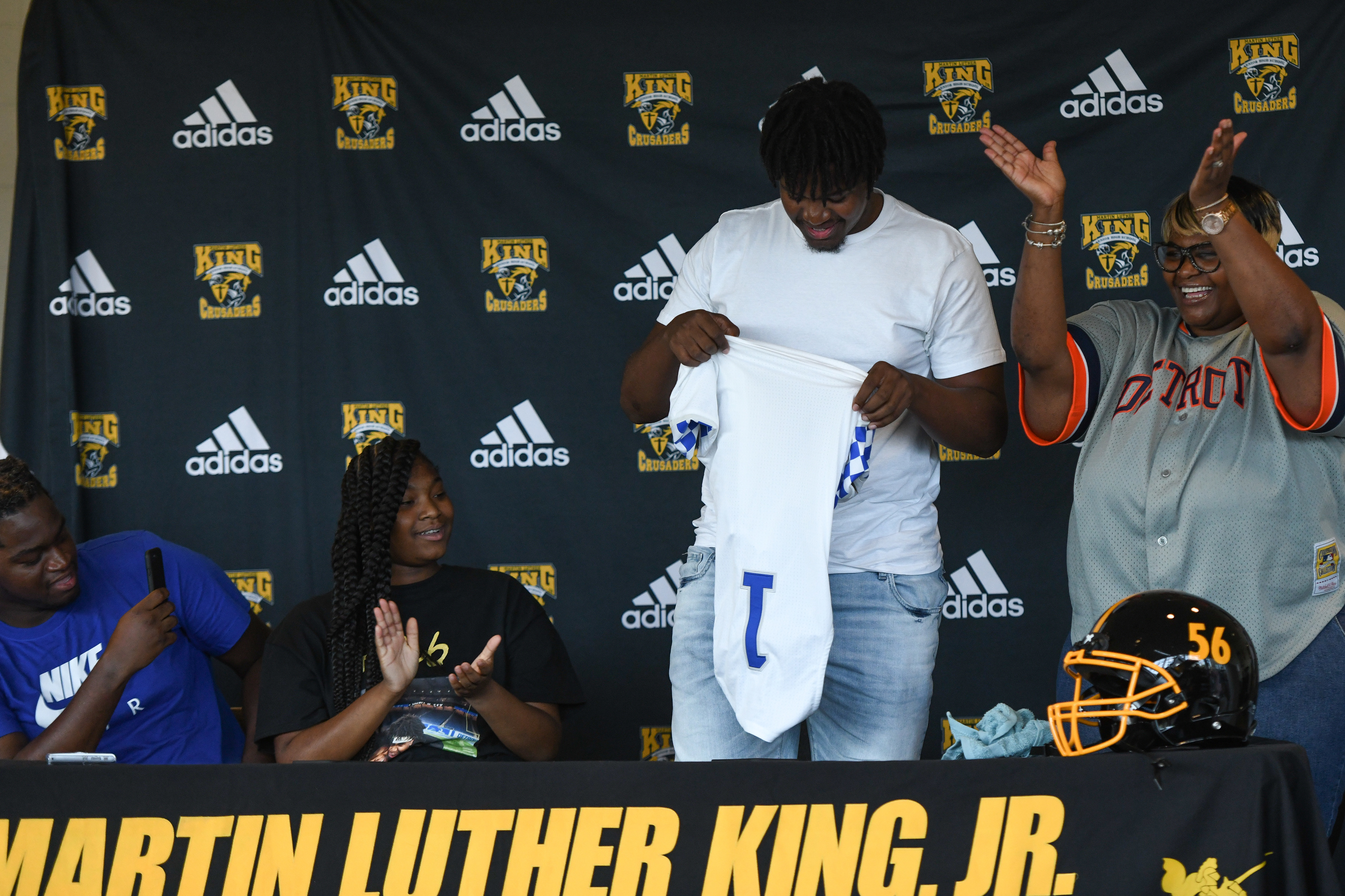 Detroit King's Deondre Buford commits to University of Kentucky - mlive.com