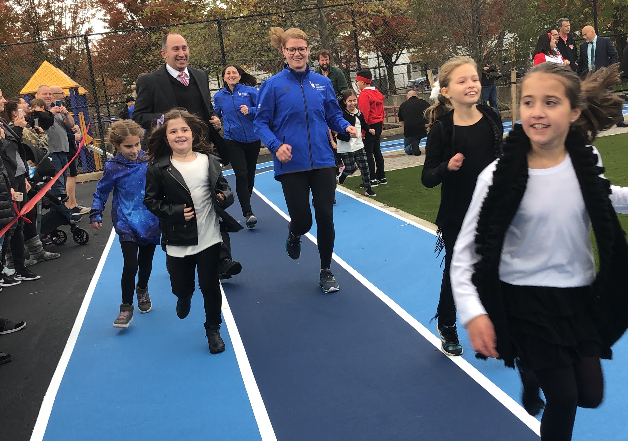 PS 32 opens new community playground - silive.com