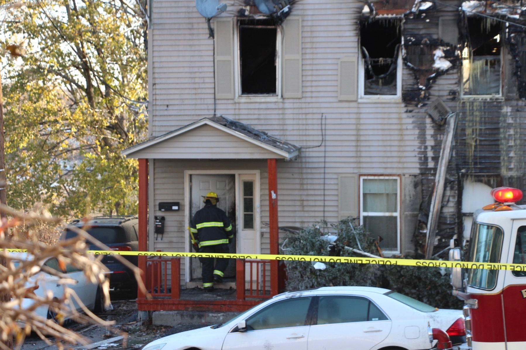 Stockholm Street fire in Worcester claims life of WFD Lt. Jason Menard ...
