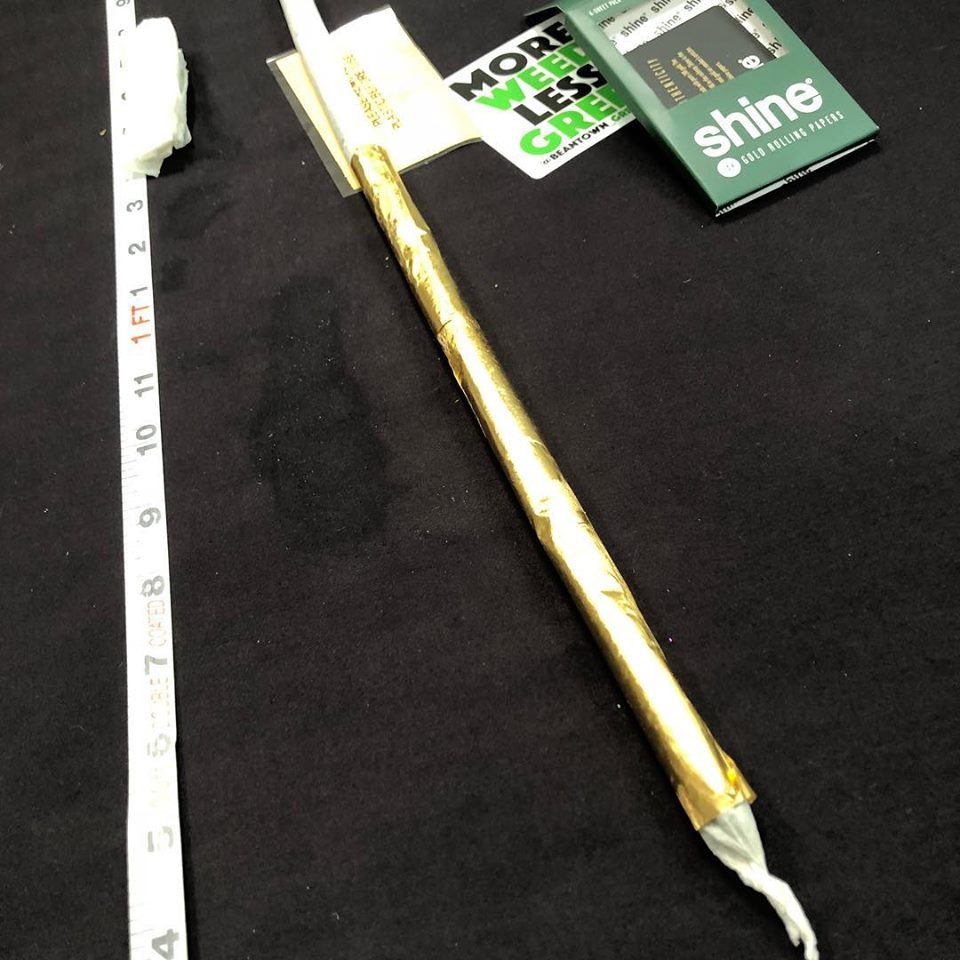 119-foot 24K gold joint rolled in Massachusetts sets new record ...