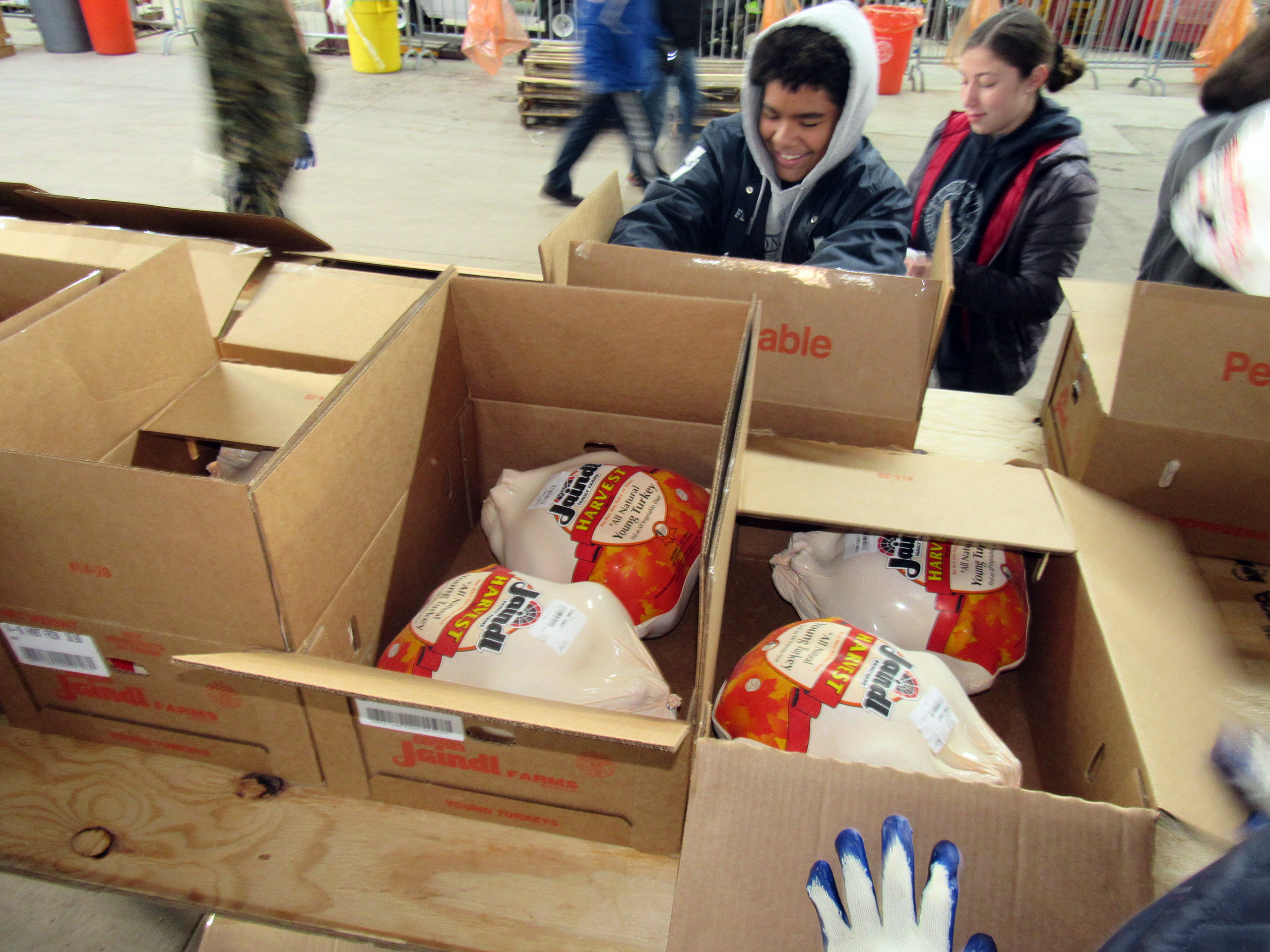 Union City mayor's civic association distributes more than 26,000 ...