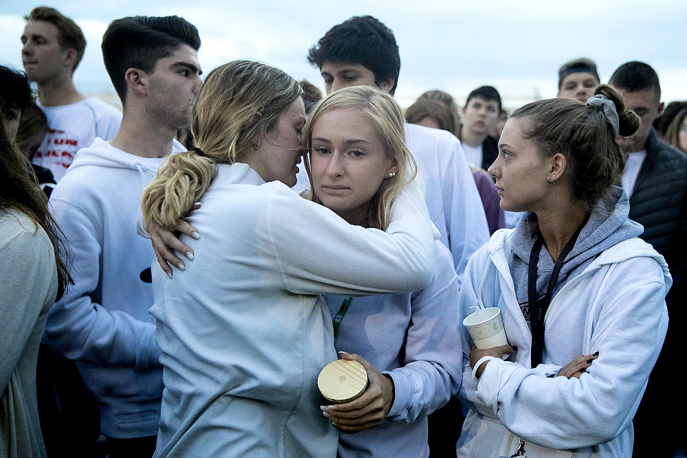 Hundreds mourn Alexis “Lexi” Faye at vigil in Newton - nj.com