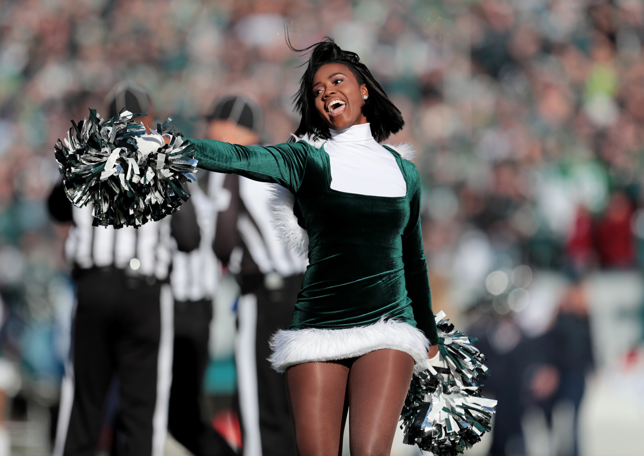 Eagles Cheerleaders perform during game vs. Texans, Dec. 23, 2018 - nj.com