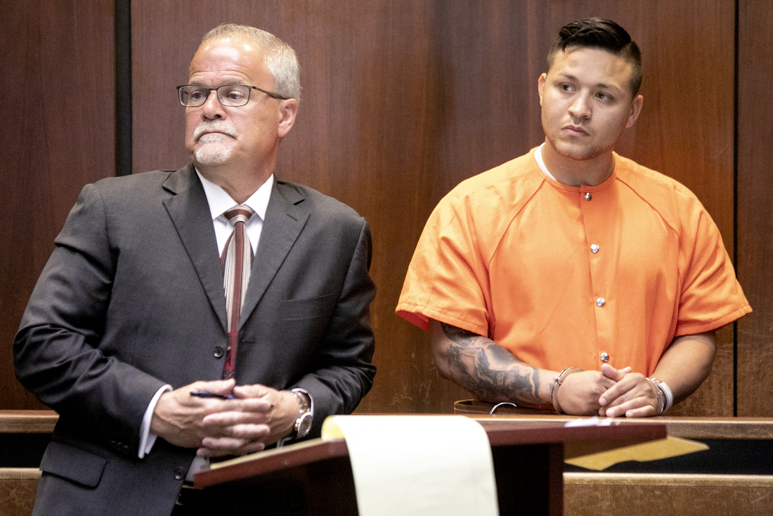 Detention hearing of Jovanny Crespo Newark officer charged with fatally ...