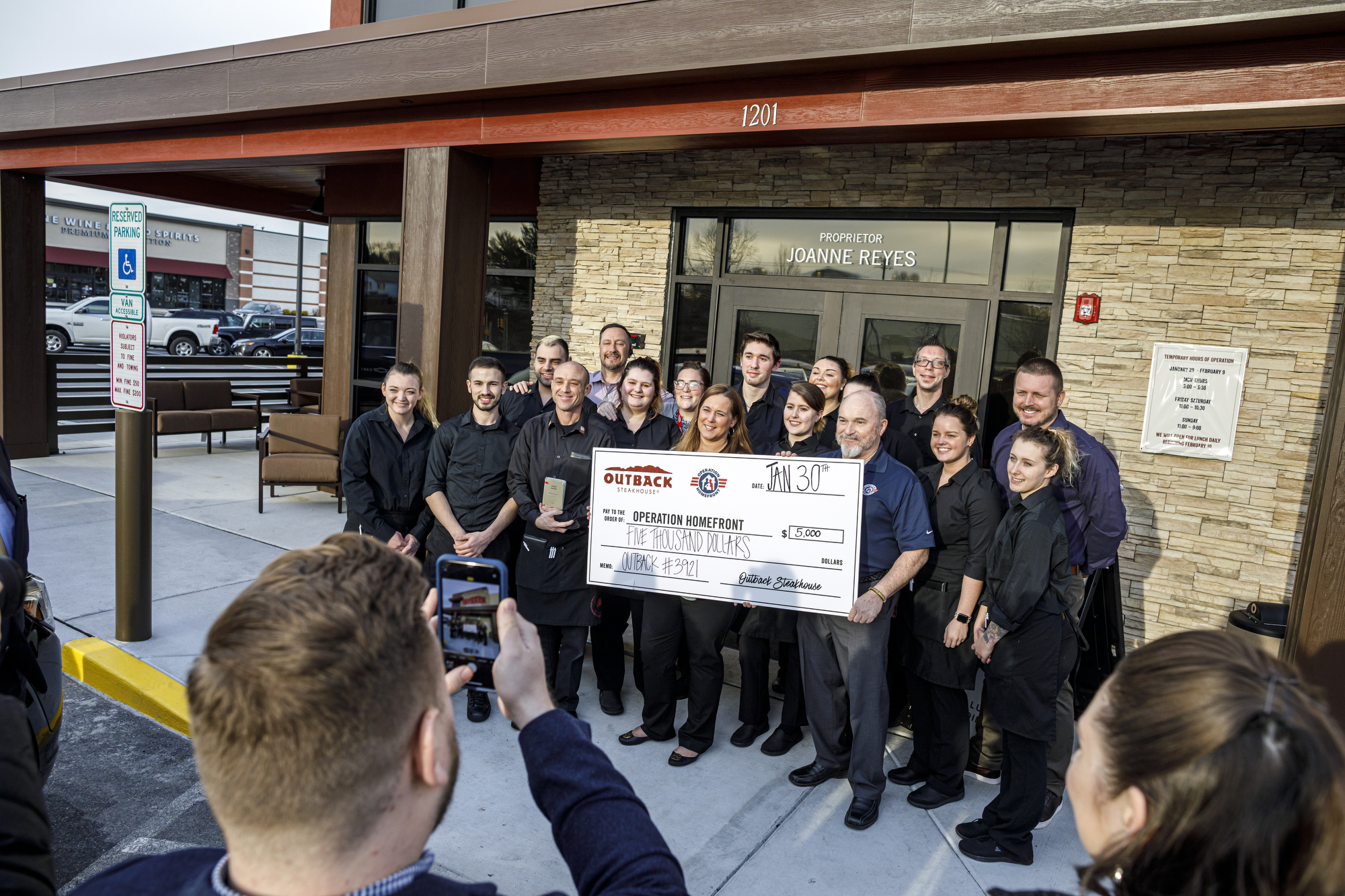 Outback Steakhouse grand opening at Capital City Mall - pennlive.com