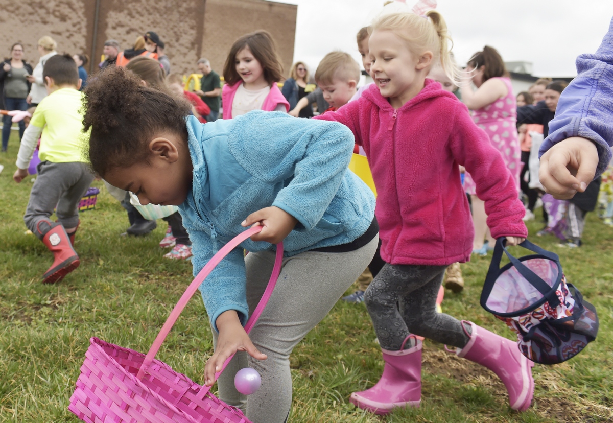 Seen@ the 25th annual Mayor's Easter Egg Hunt in Westfield - masslive.com