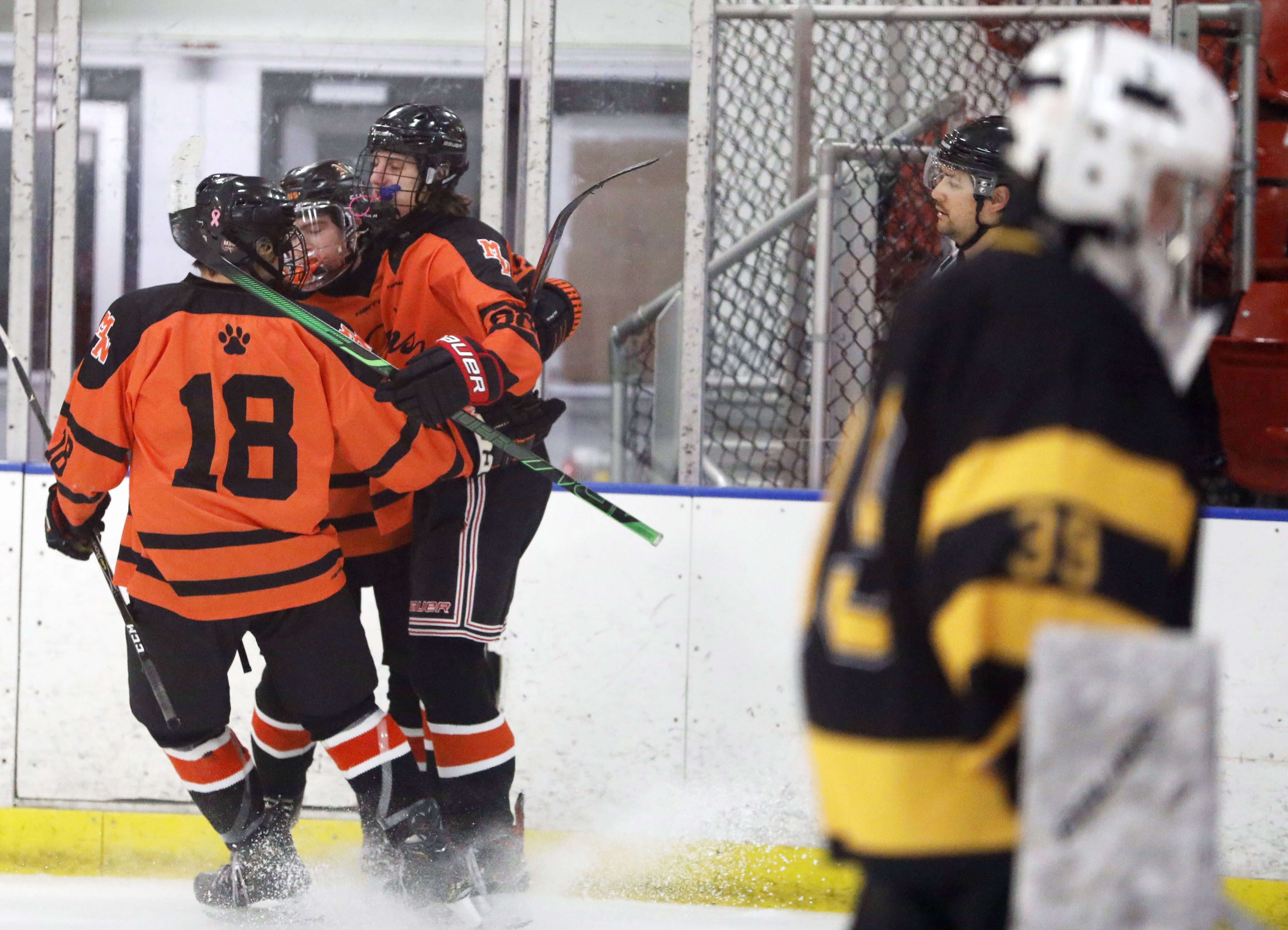 Boys Ice Hockey: Middletown North defeats Southern 4-3 - nj.com