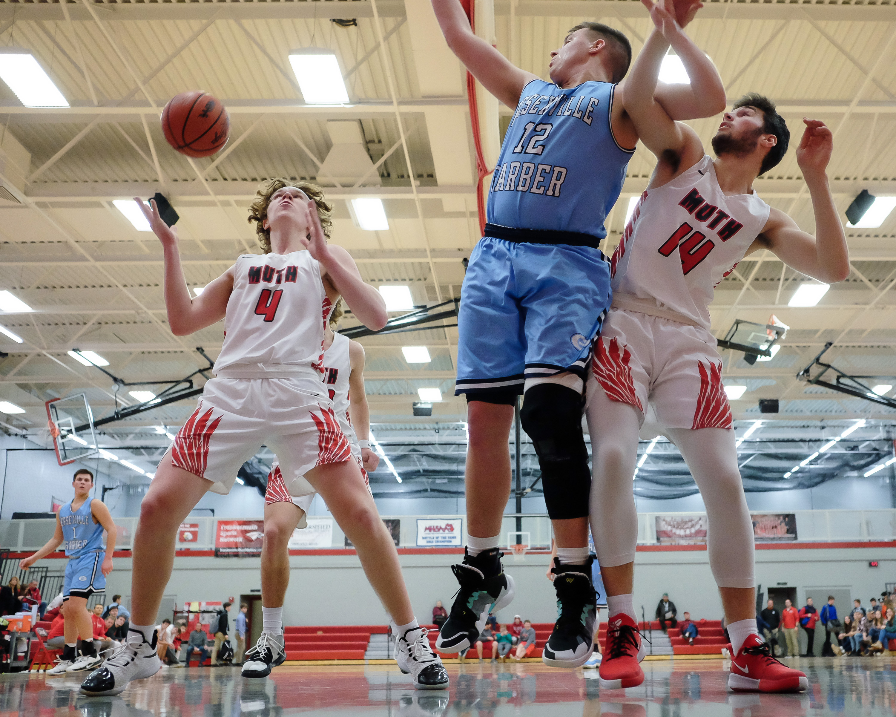 Frankenmuth boys basketball defeats Garber 53-40 - mlive.com