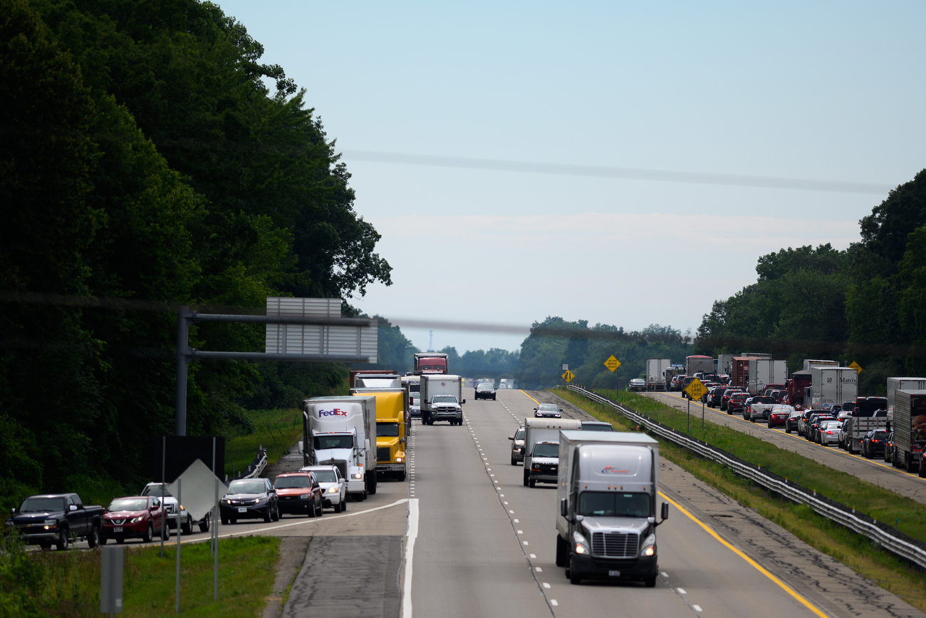 Downed wires shut down all lanes of I-94 between Ann Arbor and Jackson ...