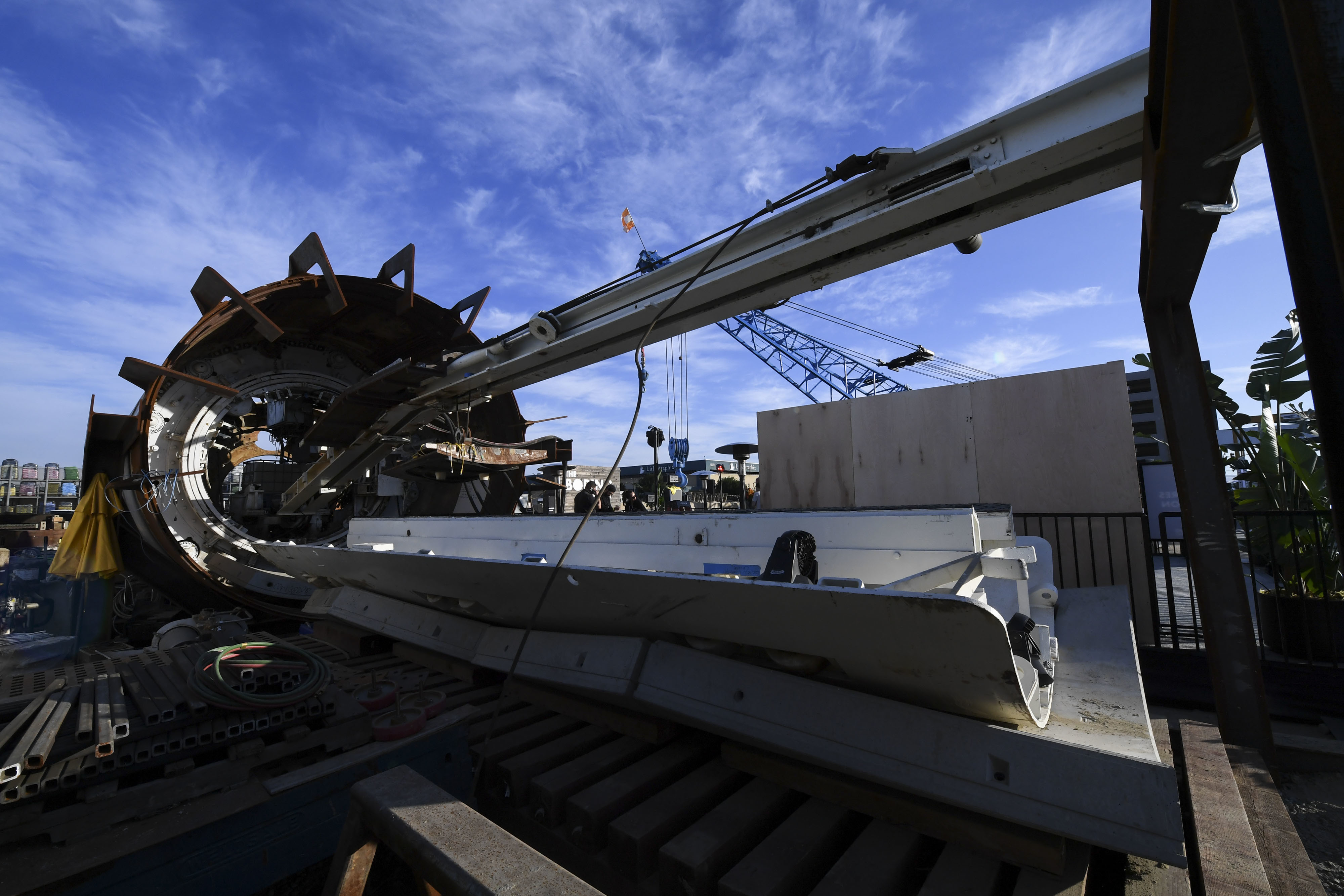 Elon Musk unveils transportation tunnel - pennlive.com