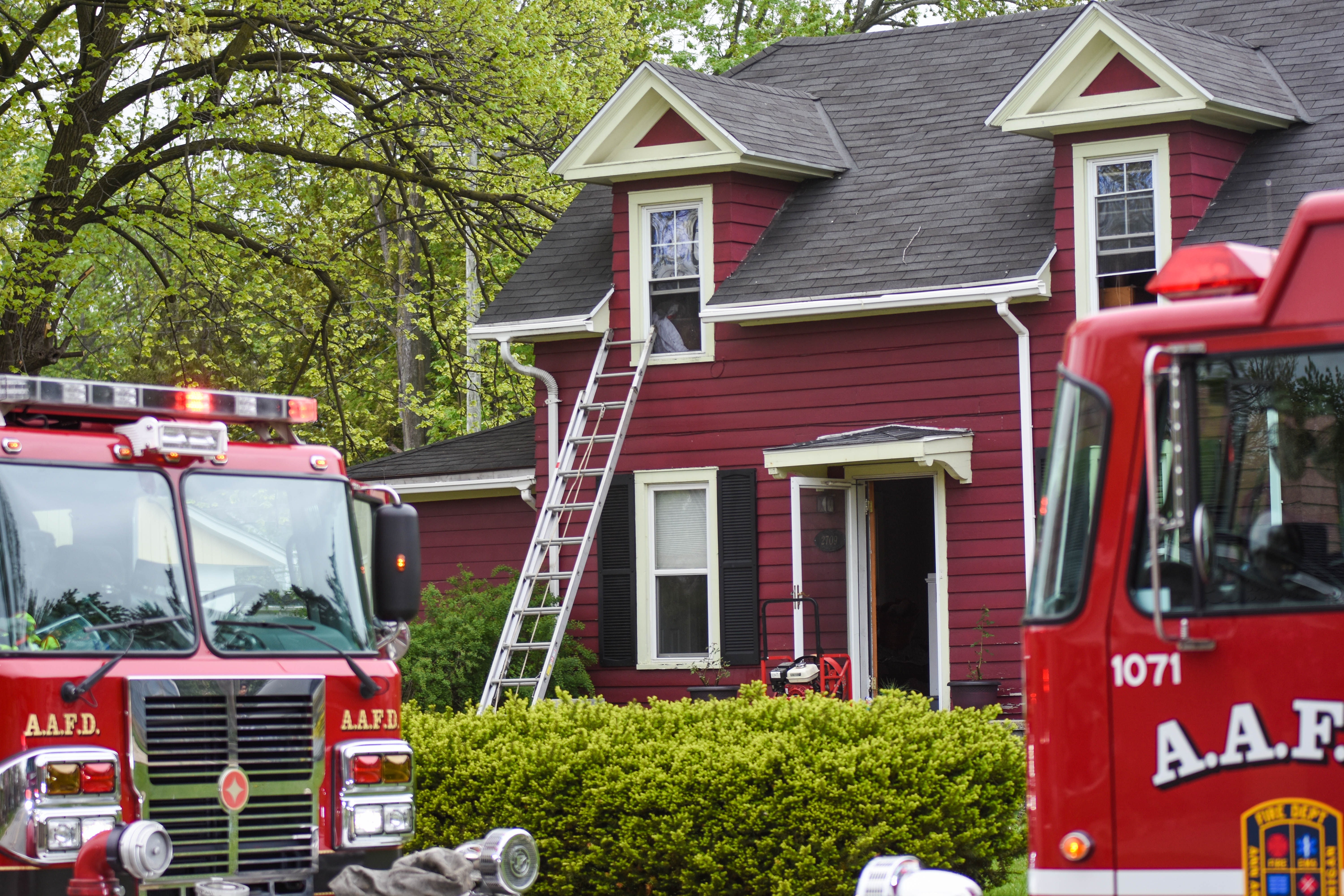 Ann Arbor fire crews respond to bedroom fire on Platt Road - mlive.com