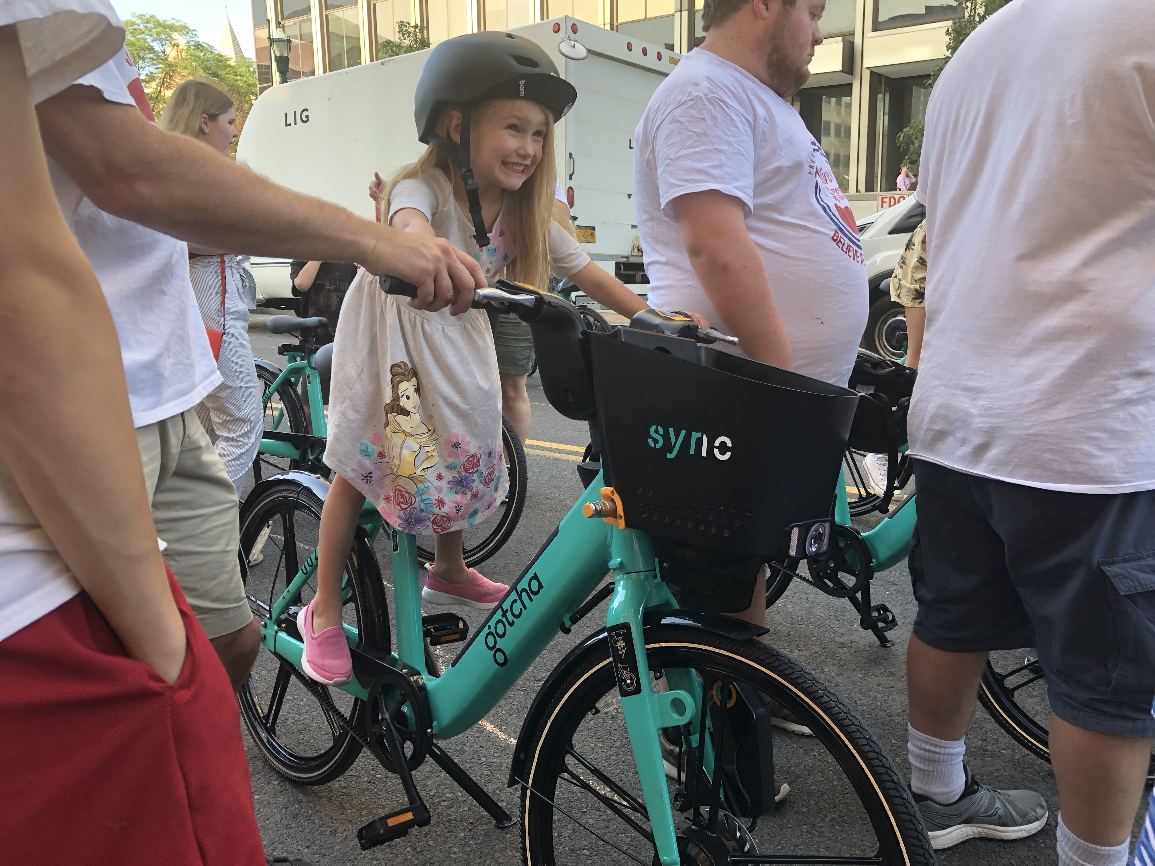 On a roll: New e-bike share program launches in Syracuse - syracuse.com