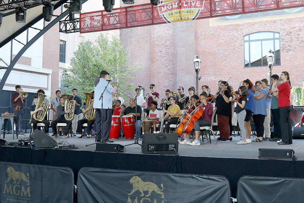 Seen@ Thank An Artist celebrating Springfield’s creative community at ...