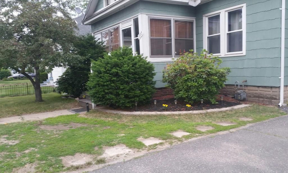 This is what the Stewart Weldon home where three bodies were found ...