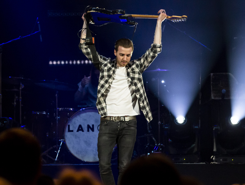 Luke Combs performs at the Giant Center - pennlive.com