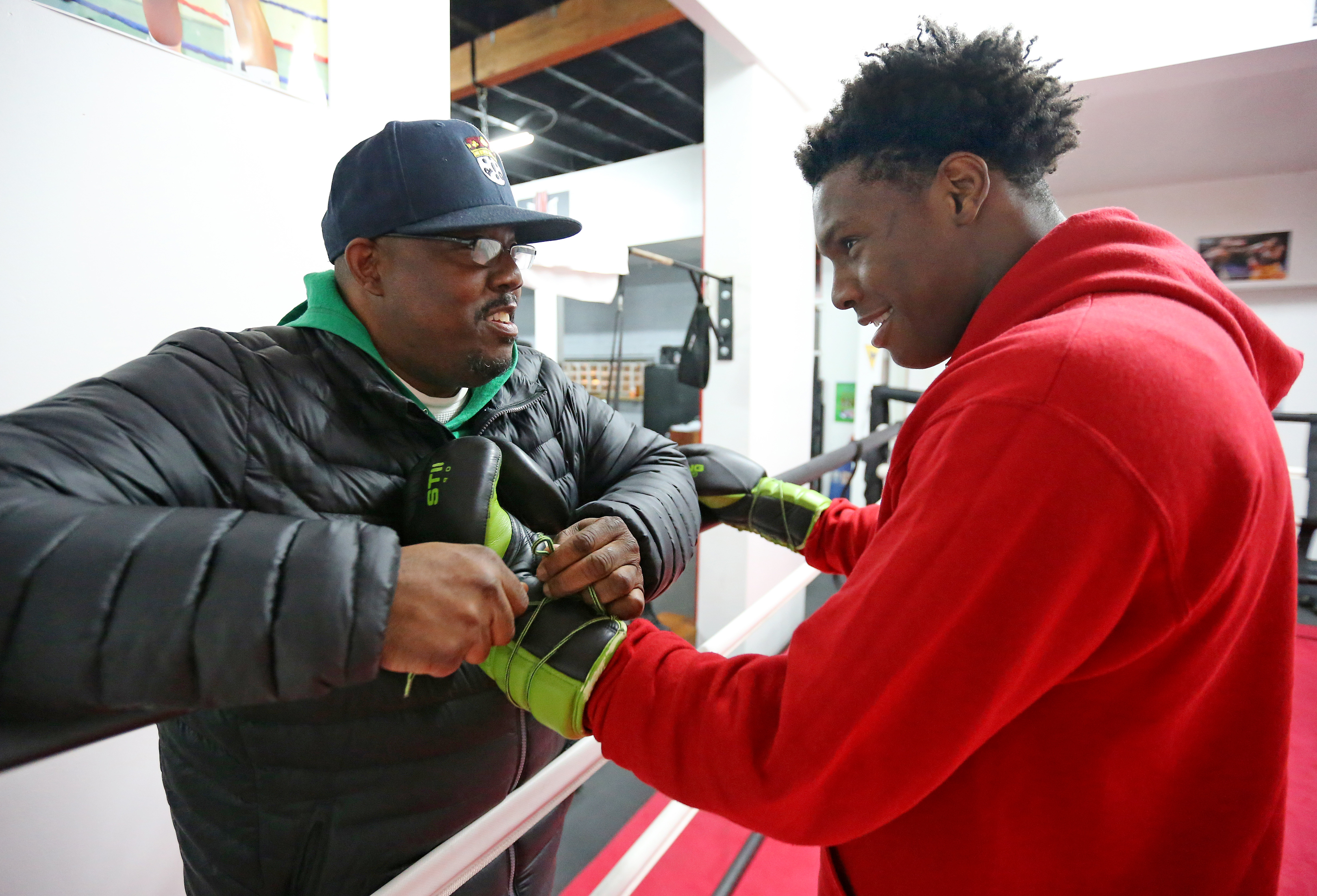 Shaker Heights' senior Dante Benjamin balancing basketball and boxing ...