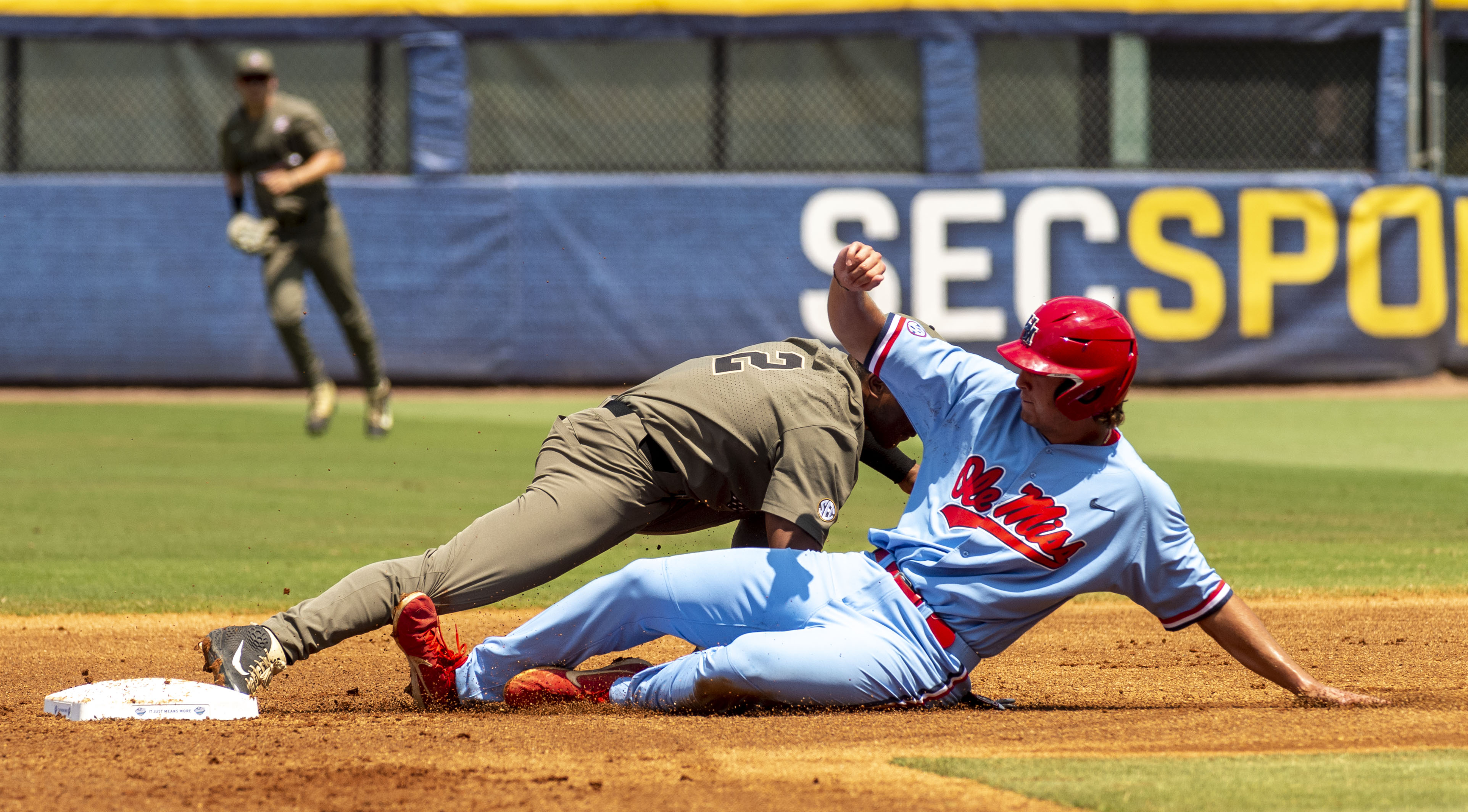 SEC Baseball Tournament: Championship game between Ole Miss and ...